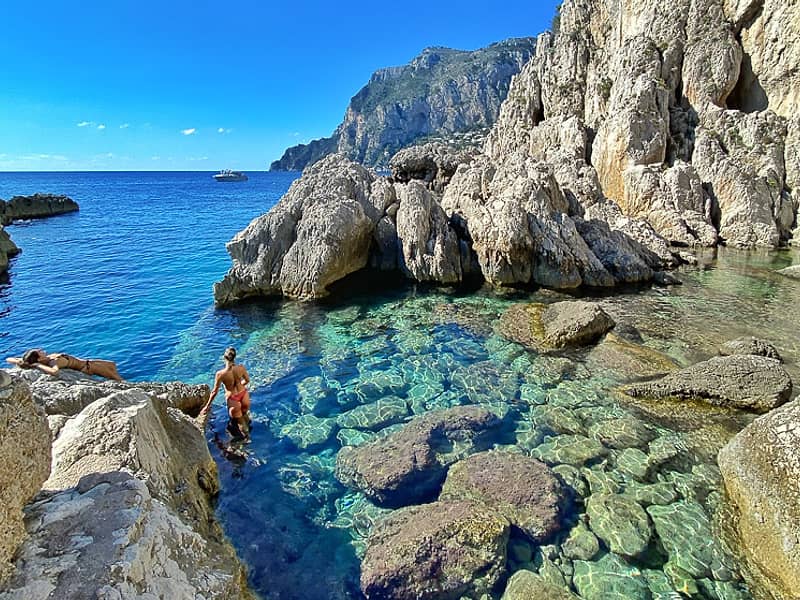 12 Reasons to Fall in Love with Capri | Capri.com
