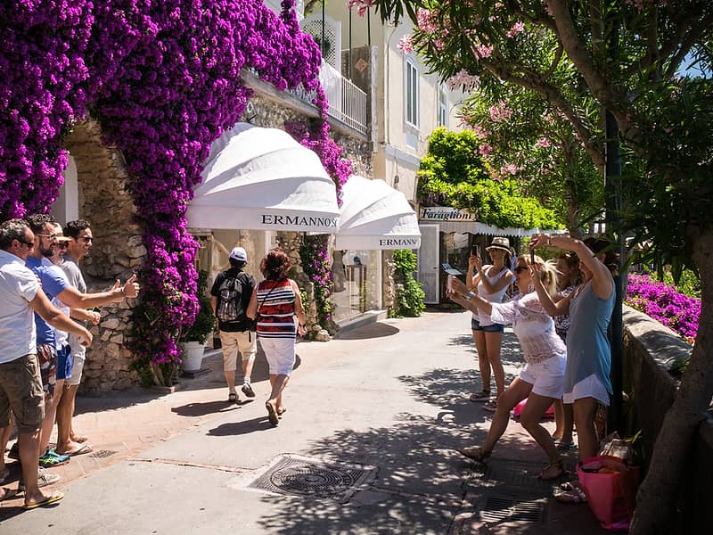 Where Stars Relax on Capri | Capri.com