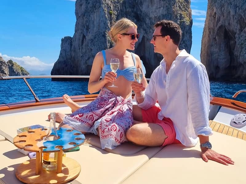 Speciale Tour di Capri solo per coppie. By: Misal Sorrento Boat Charter
