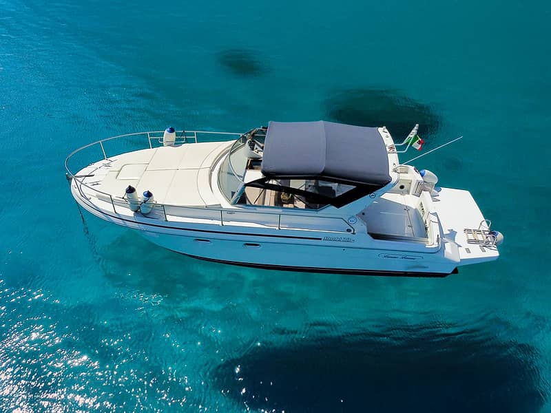 Lemme Lemme - Mochi Craft 33 Sedan. By The Morgans Sorrento